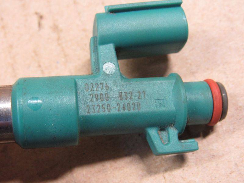 2325024020 Форсунка Toyota RAV4 5 XA50 2020 23250-24020 купить бу по ...